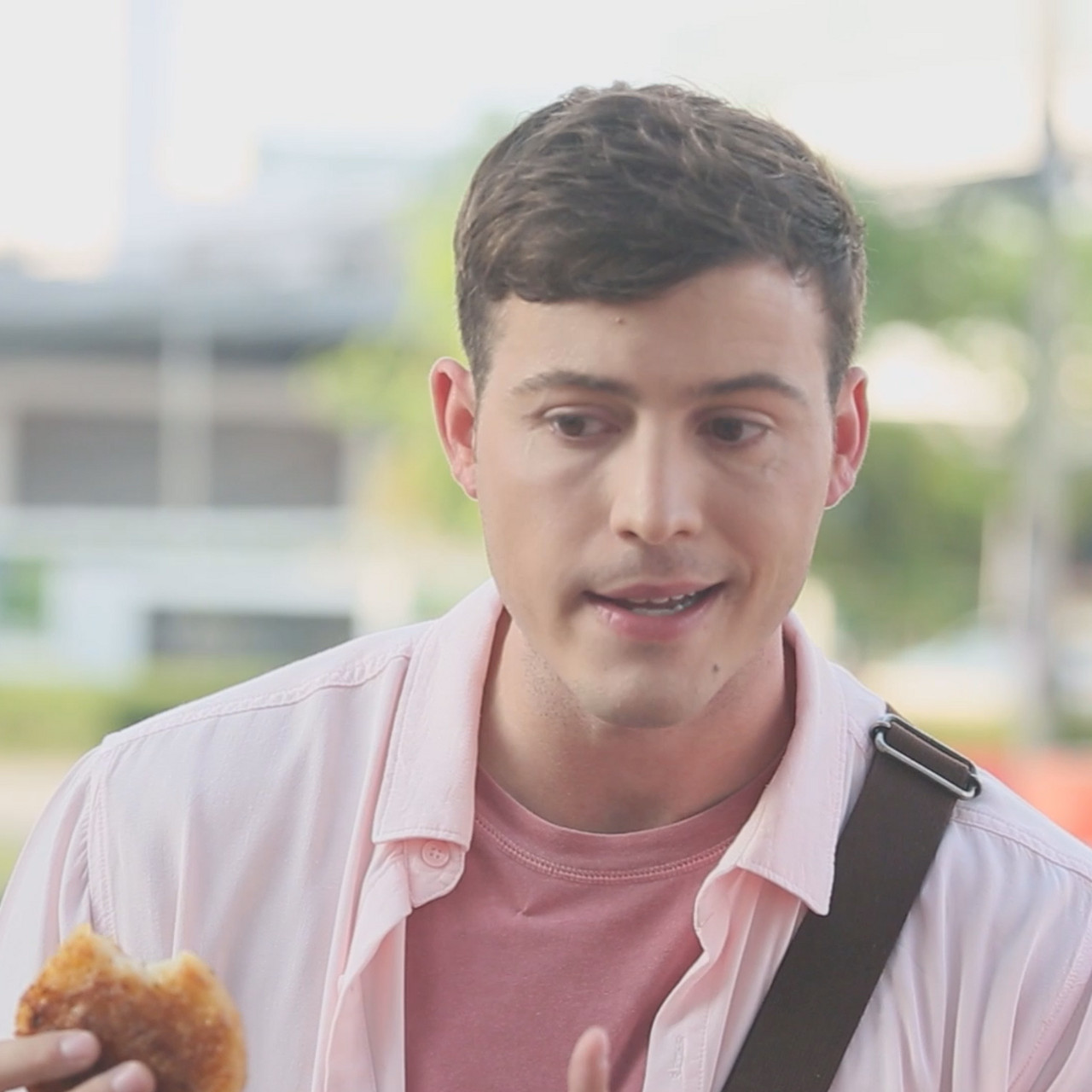 ALTV ช่อง 4 - น้องพูนพ่อค้าหน้ามนคนทำข้าวจี่