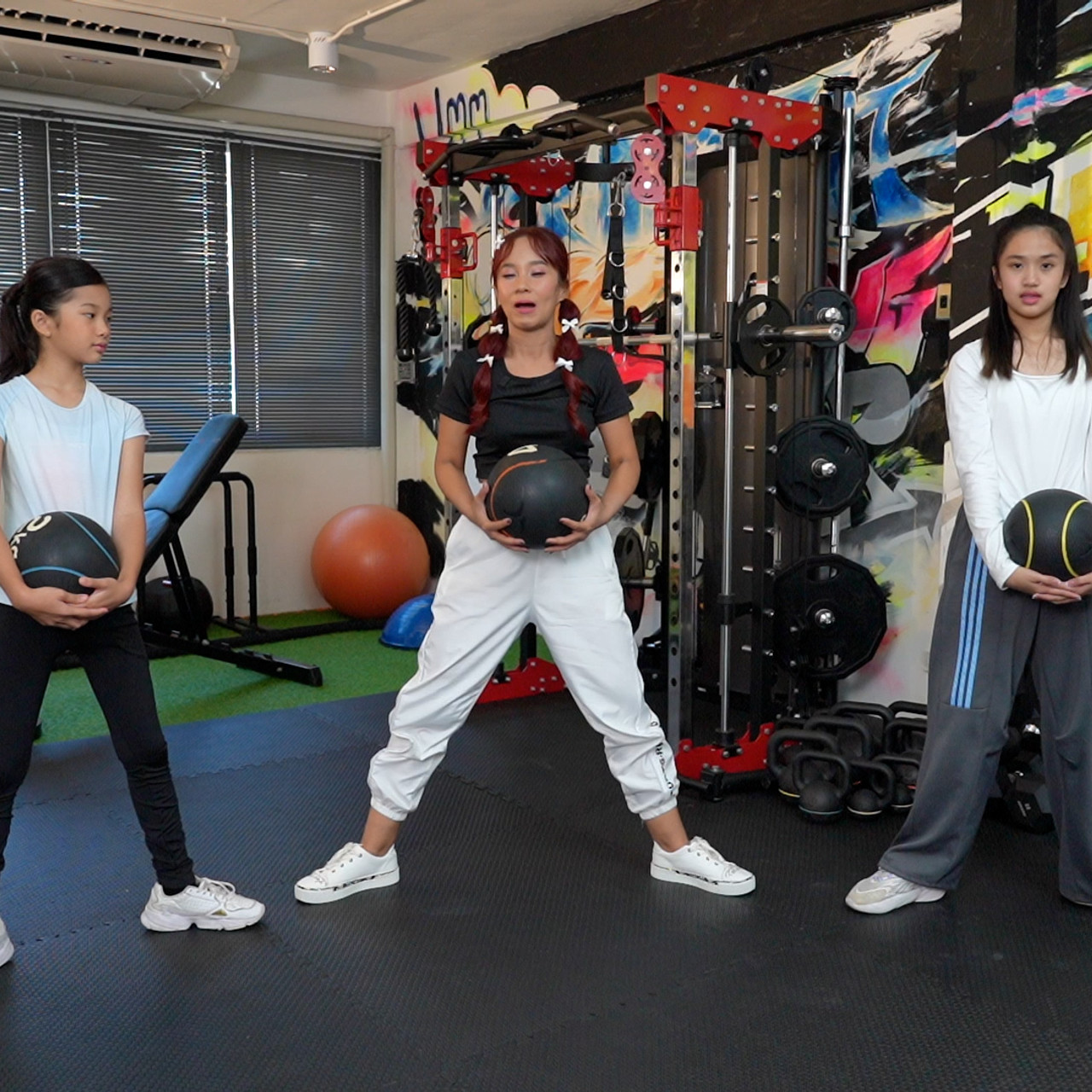 ALTV ช่อง 4 - ฝึกความแข็งแรงของกล้ามเนื้อด้วยเวตเทรนนิง